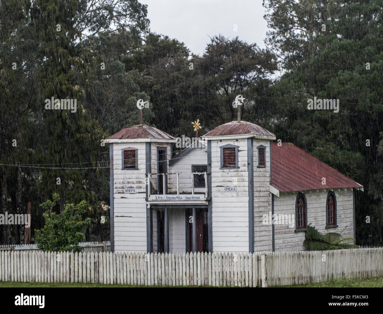 Ratana church hi-res stock photography and images - Alamy