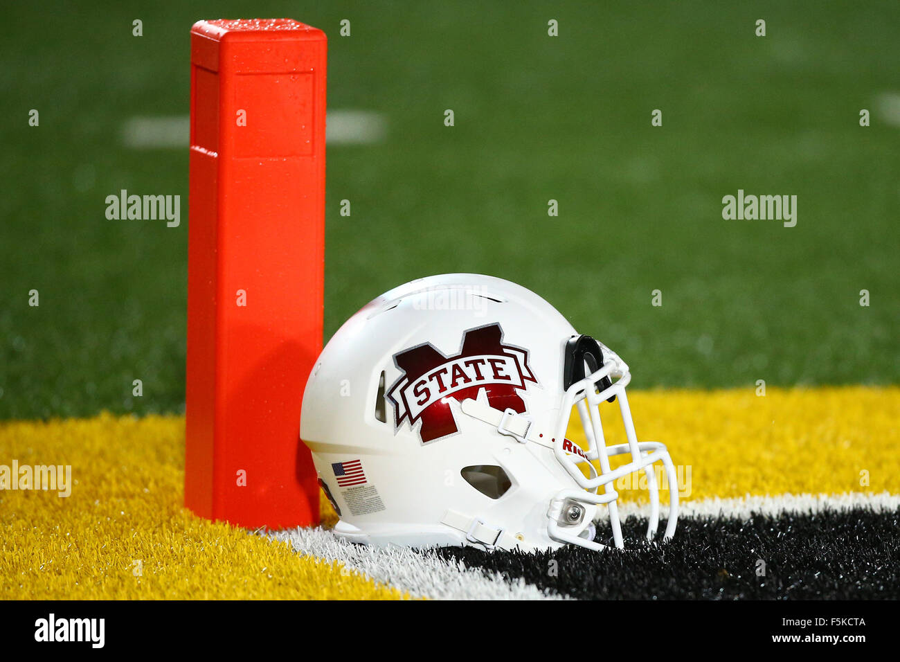 Mississippi state bulldogs helmet hi-res stock photography and images ...