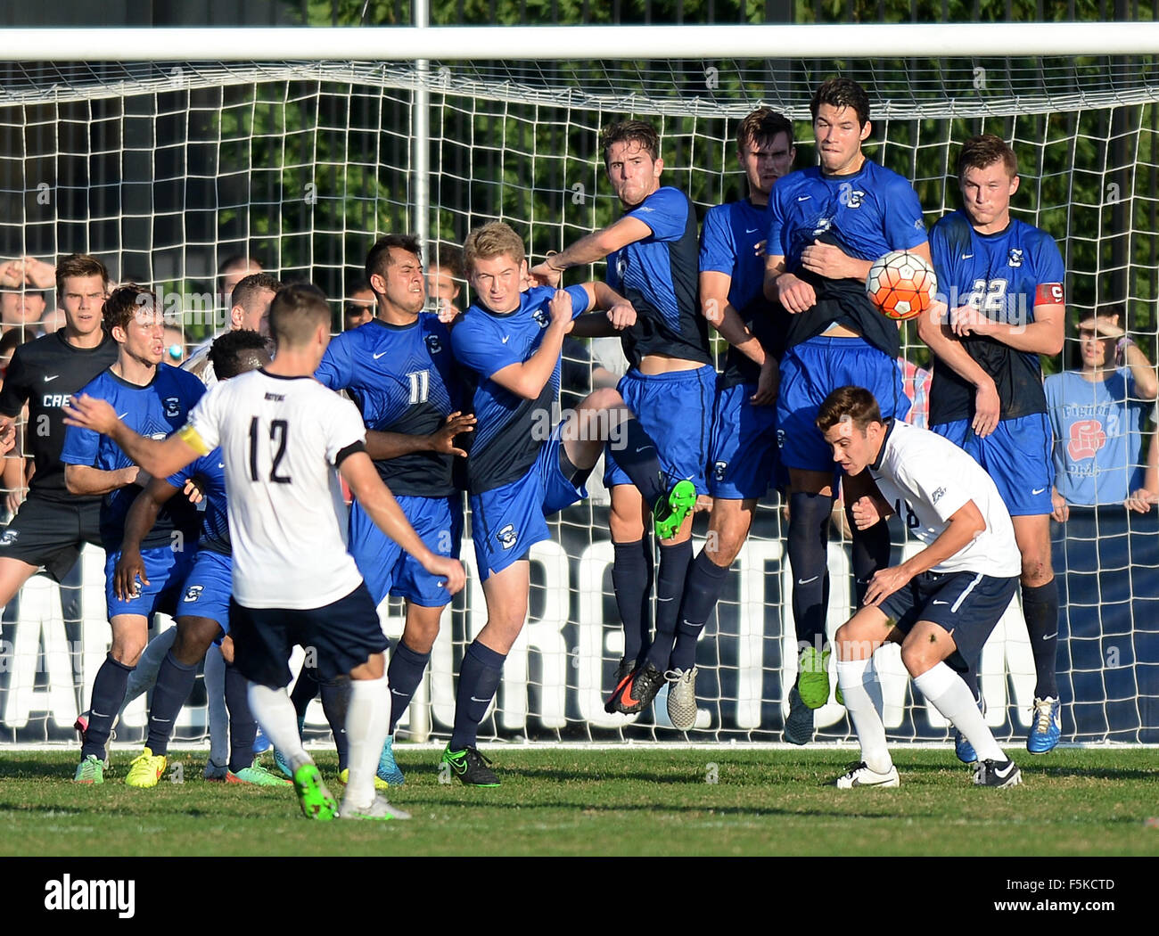Washington, DC, USA. 5th Nov, 2015. 20151105 - The Creighton defensive ...