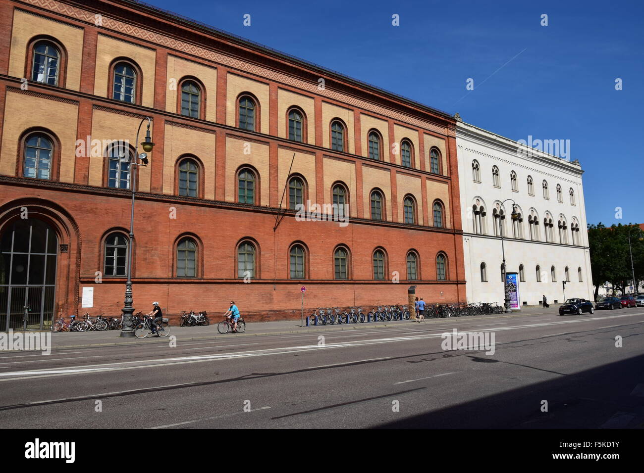 Historical building in Munich, Bavaria, Germany Stock Photo - Alamy