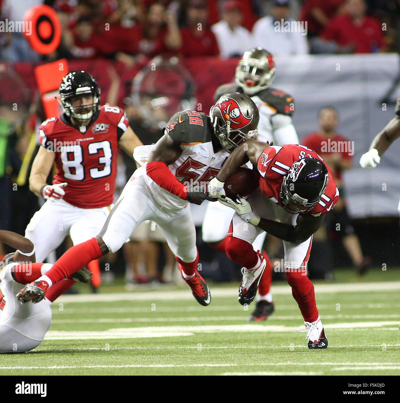 November 1, 2015: #58 Kwon Alexander of the Tampa Bay Buccaneers rips ...