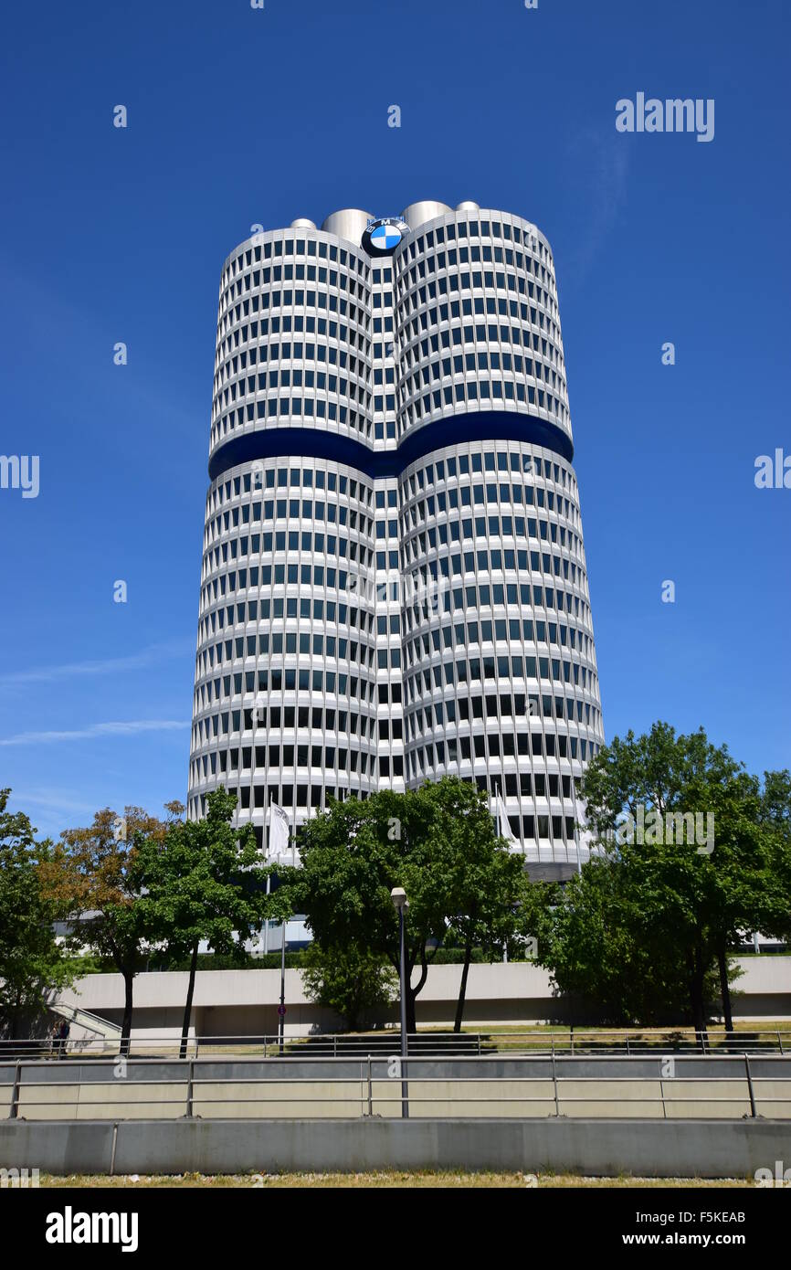 Bmw pictures hi-res stock photography and images - Alamy