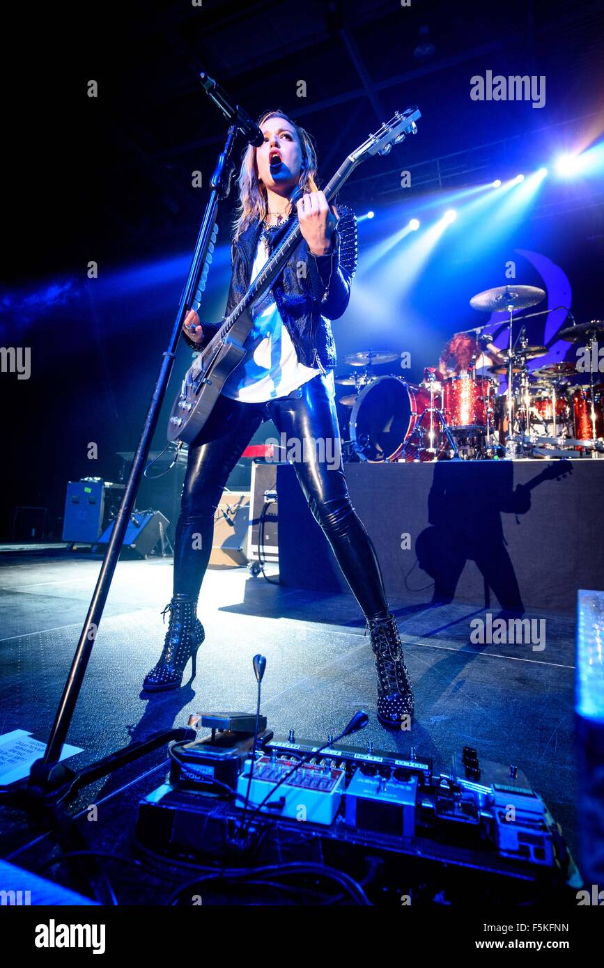Halestorm rock hi-res stock photography and images - Alamy