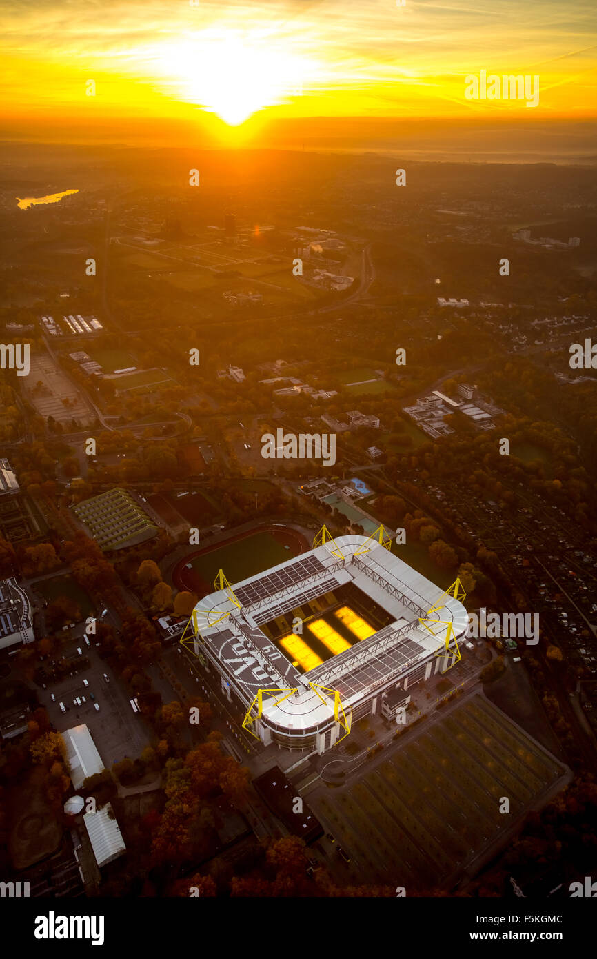Signal Iduna Park, Signal-Iduna-Park, Borussia Dortmund, BVB O9 ...