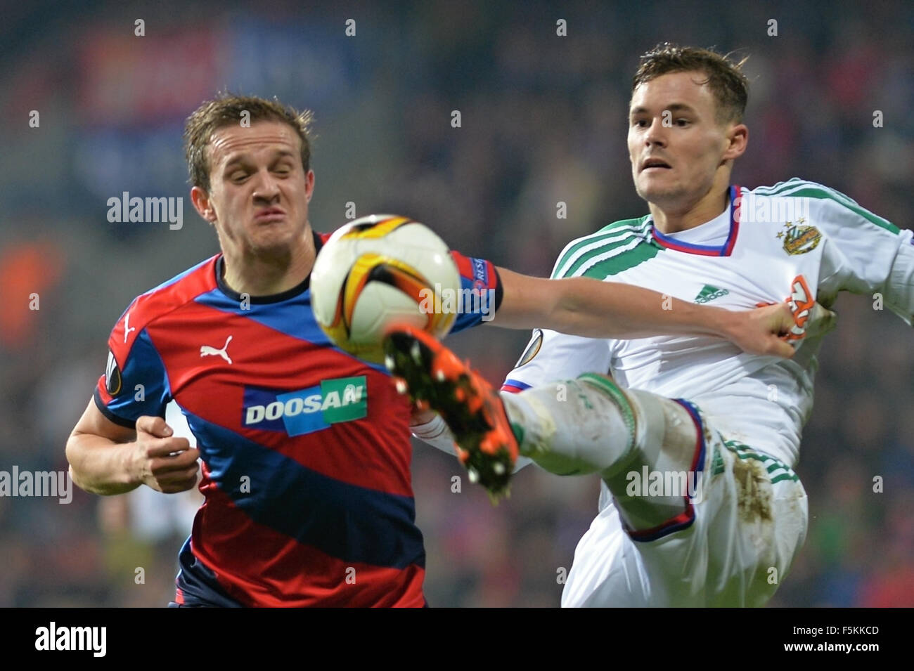 Stefan Stangl (right) of Rapid and Jan Kovarik of Plzen in action ...