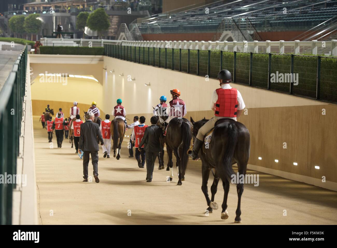 Meydan racecourse, UAE. 5th November, 2015. The riders enter the tunnel ...