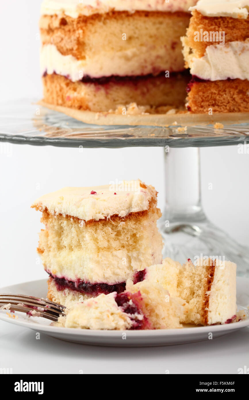 Victoria sponge cake slice isolated hi-res stock photography and images ...