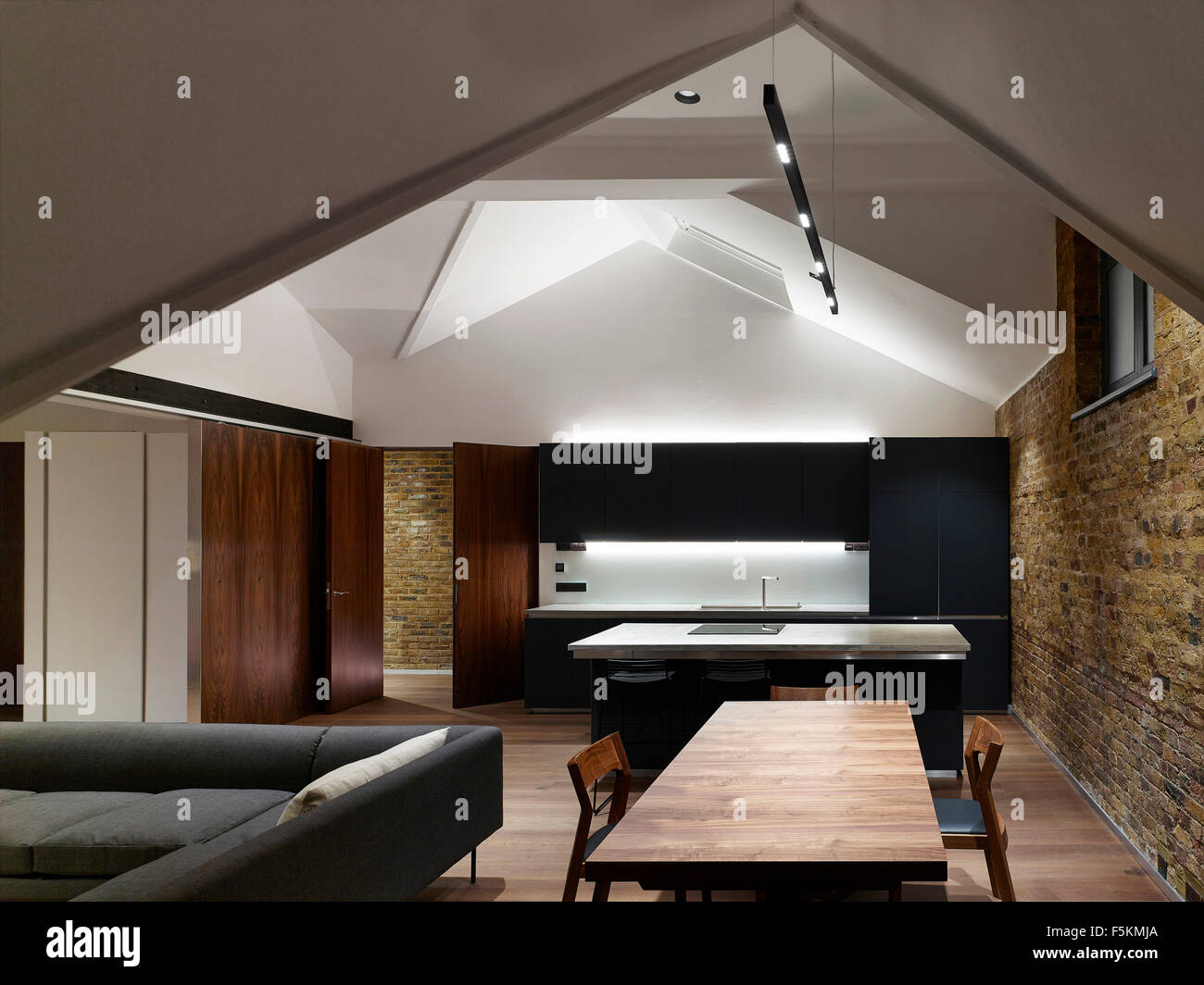 Victorian mandeville hi-res stock photography and images - Alamy