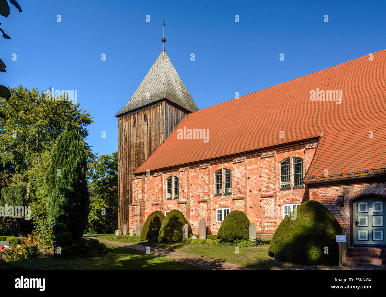 Hall church hi-res stock photography and images - Alamy