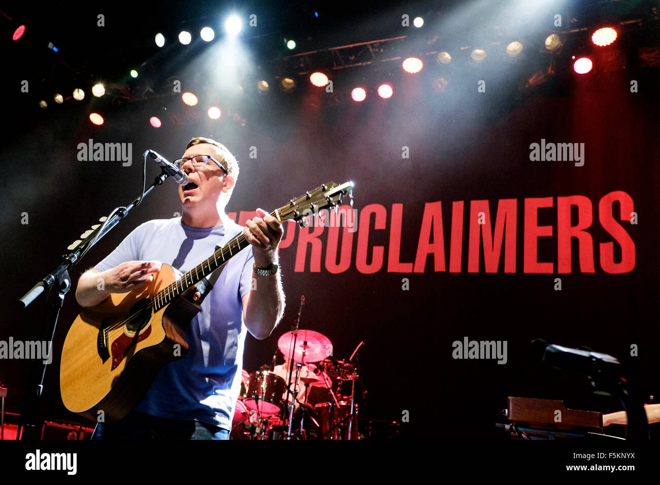 The Proclaimers plays O2 Shepherds Bush Empire on 05/11/2015 at O2 ...