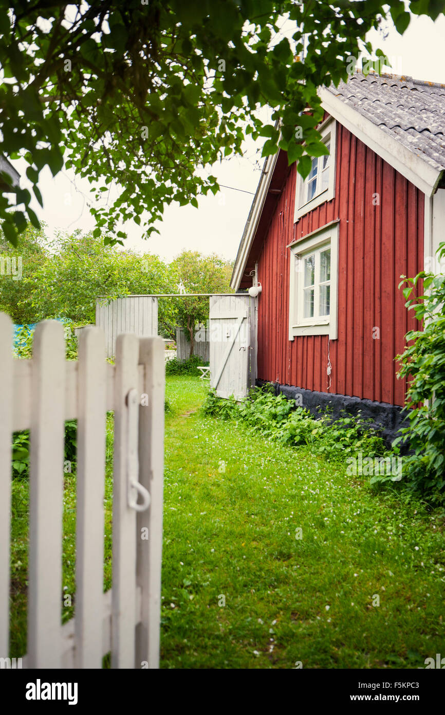 Farm yard building tradition hi-res stock photography and images - Alamy