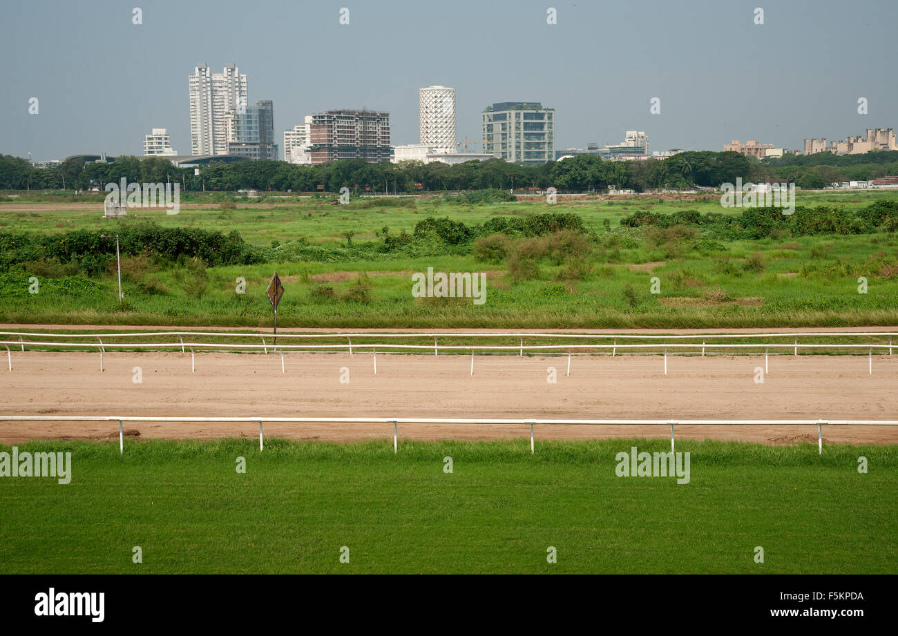 Mumbai race course hi-res stock photography and images - Alamy