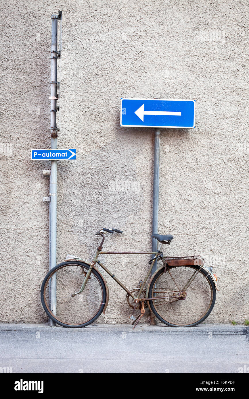 Sweden road signs hi-res stock photography and images - Alamy
