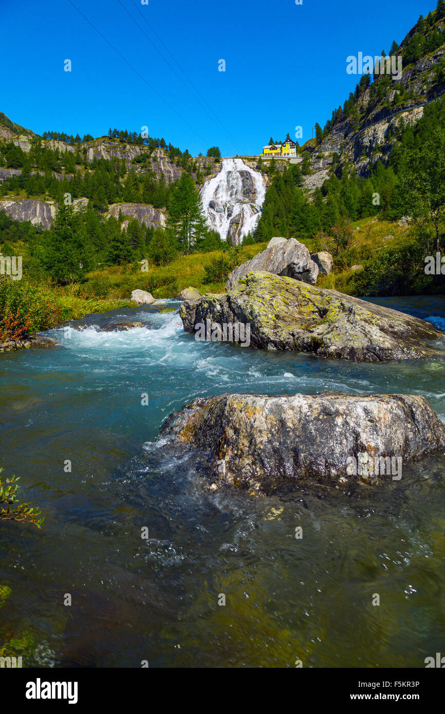 Fiume toce hi-res stock photography and images - Alamy