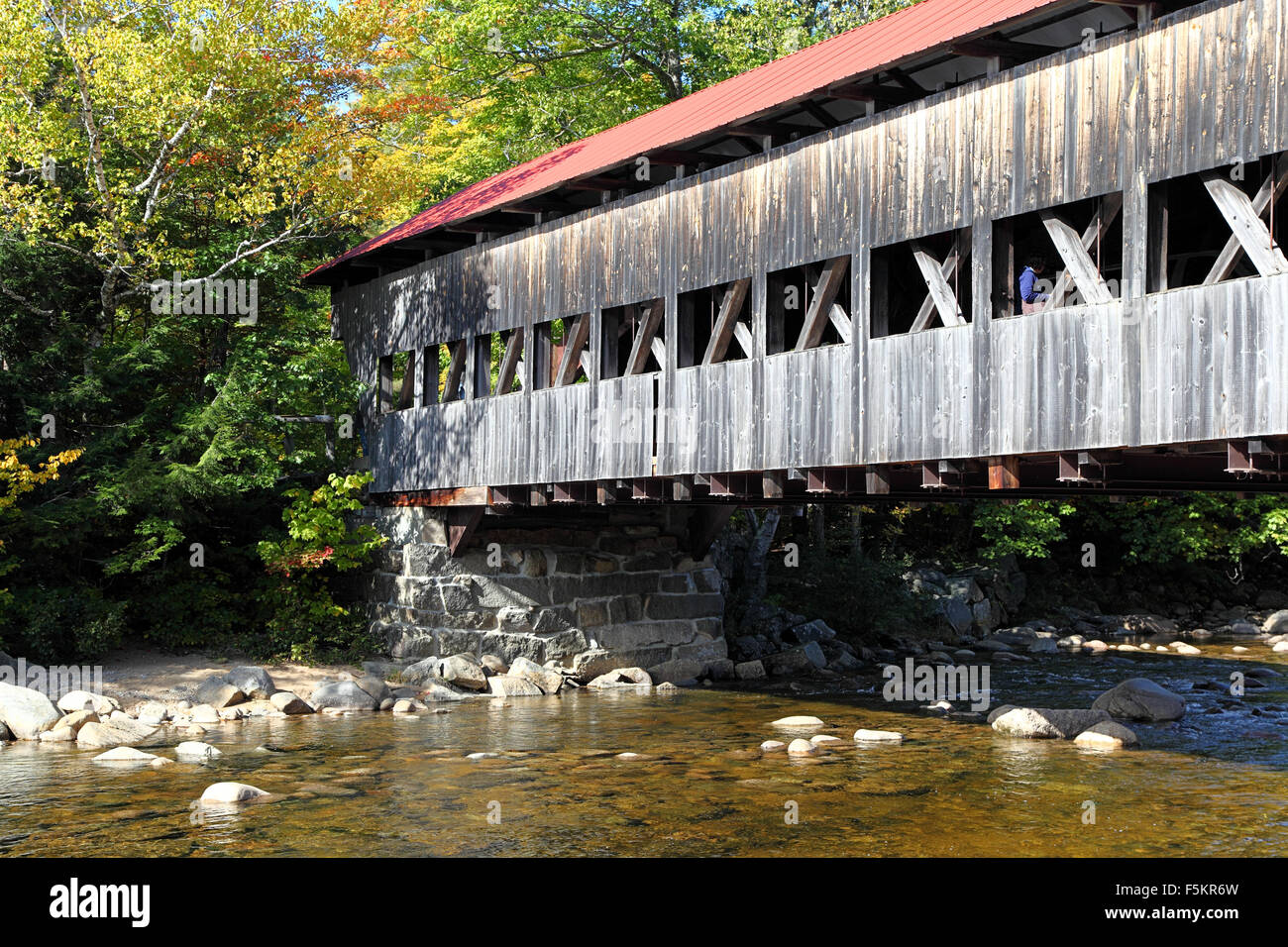 Covered bridge new hampshire hi-res stock photography and images - Alamy