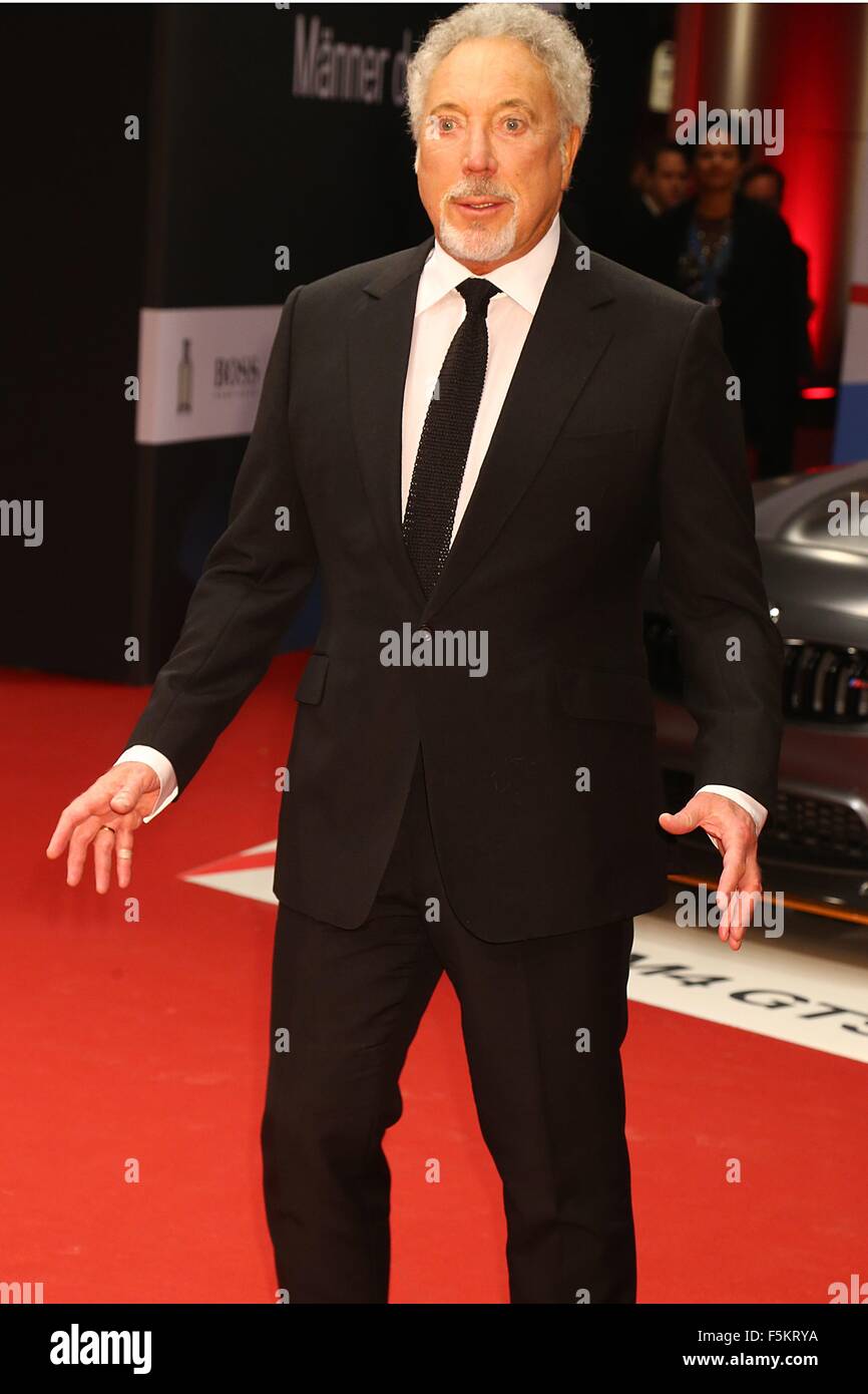 Ku roter teppich gala mann schauspieler schauspielerin single ace hi ...