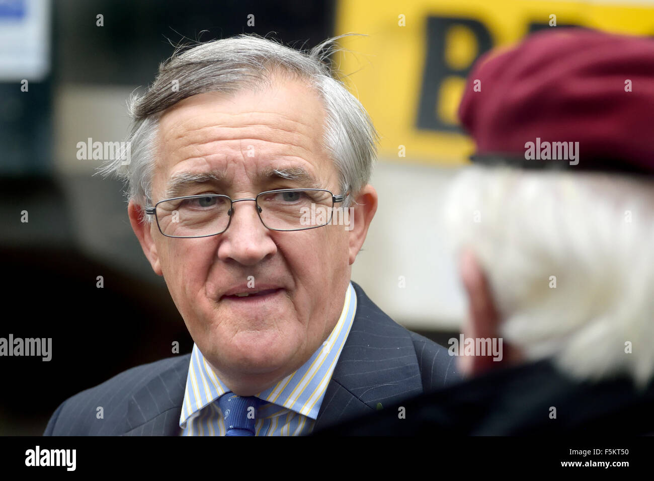 Man speaking at westminster hi-res stock photography and images - Alamy