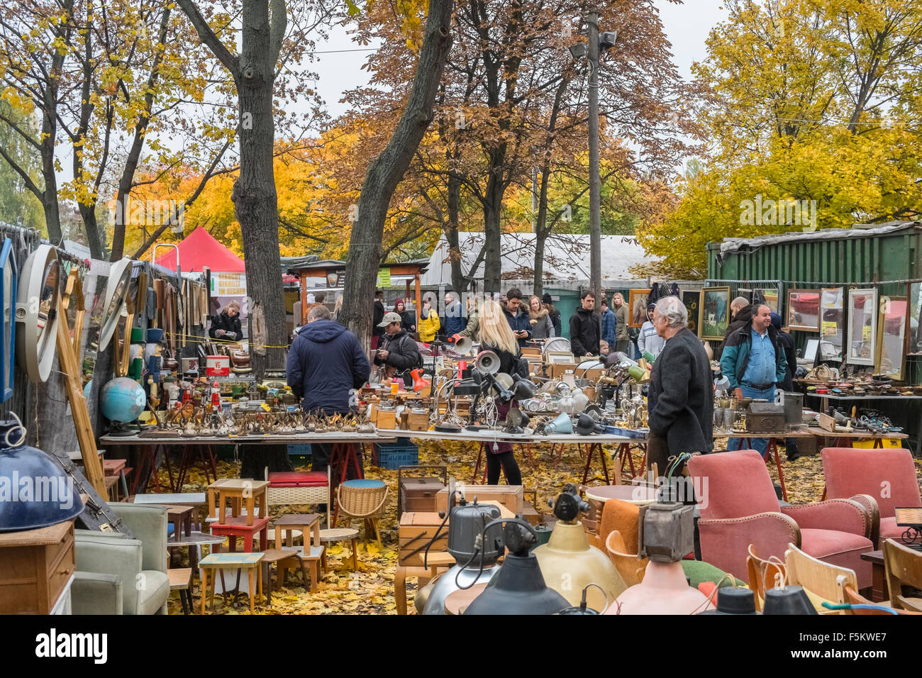 Berlin Mauerpark Flea Market High Resolution Stock Photography and ...