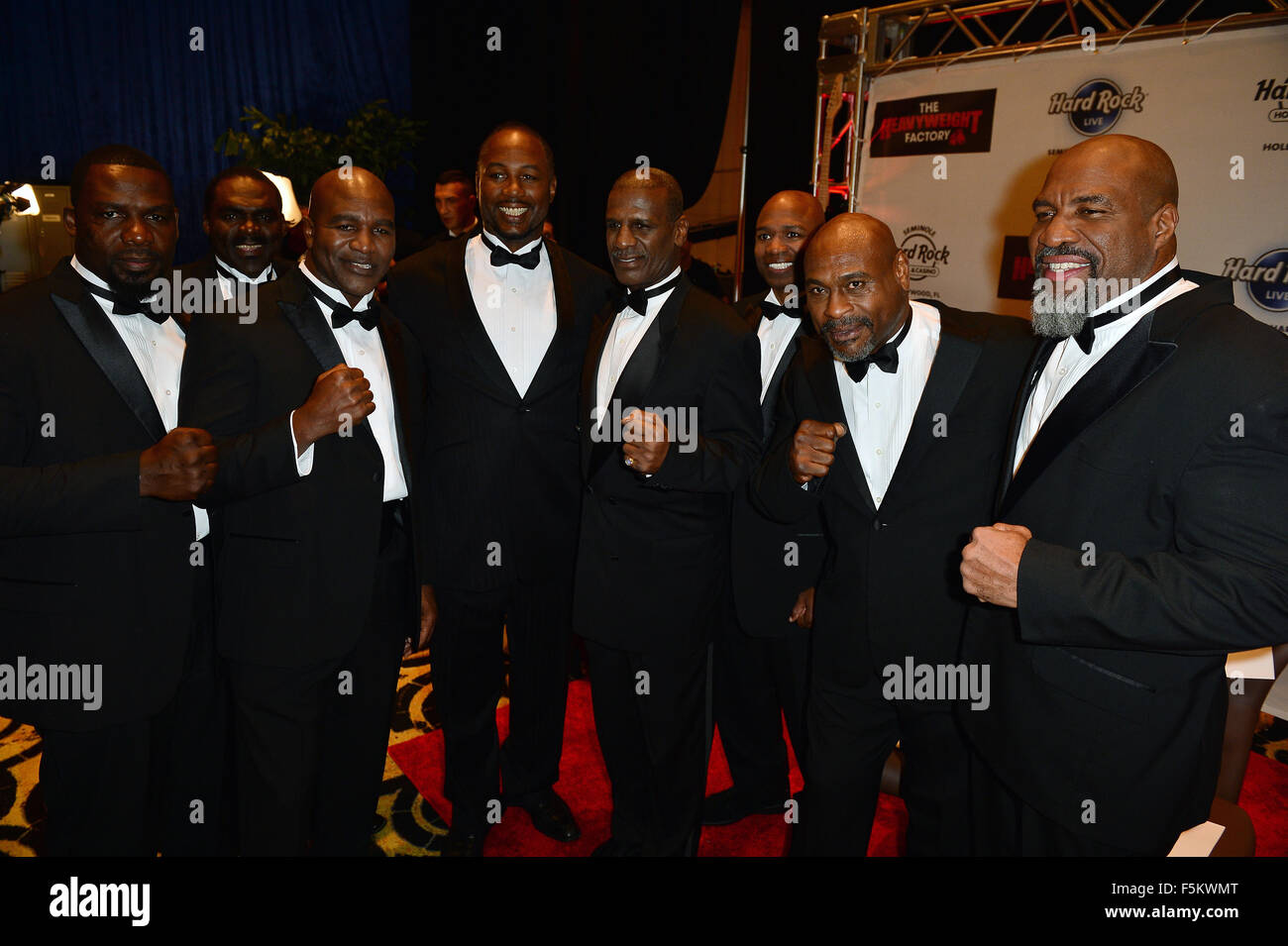Twenty former World Heavyweight Champions attend the Boxing World ...