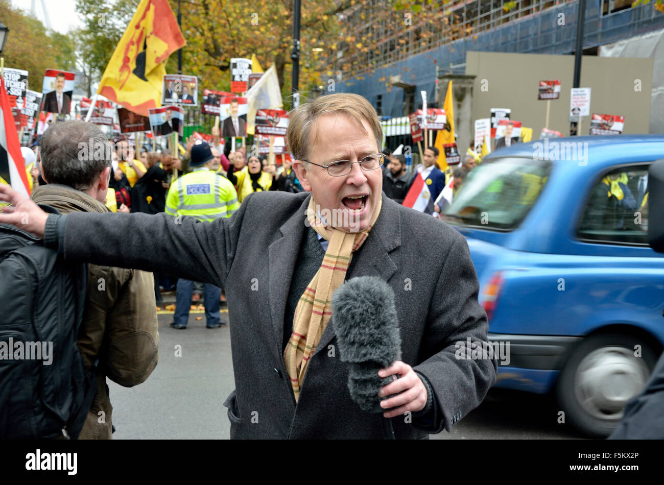 Michael Crick, British journalist and broadcaster, founder member of ...
