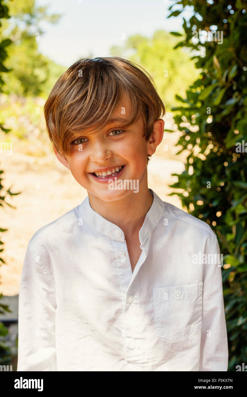 Boy spain shirt hi-res stock photography and images - Alamy