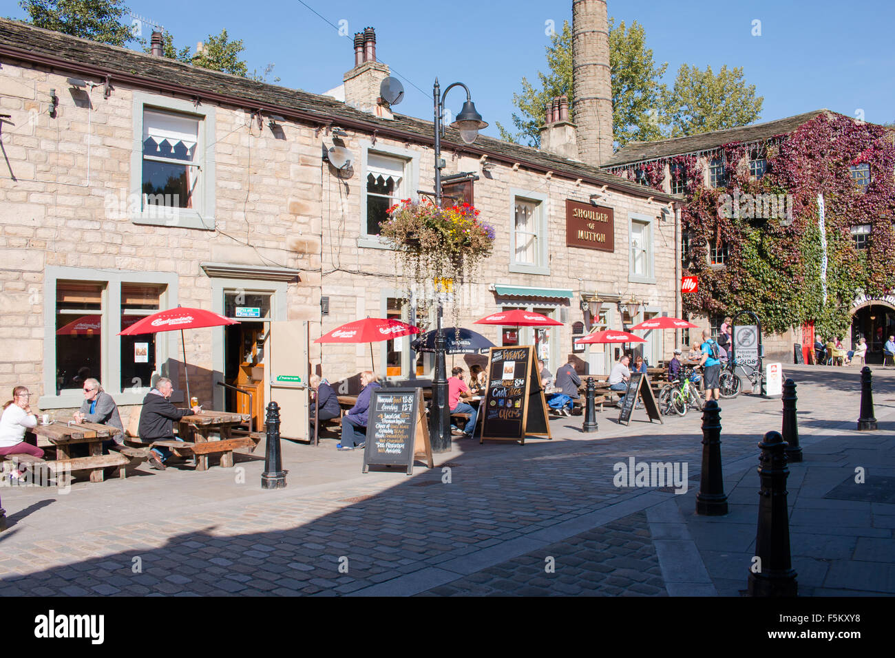 Hebden bridge town centre hi-res stock photography and images - Alamy