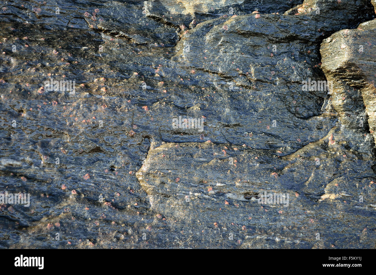 water running down cliff side Stock Photo - Alamy