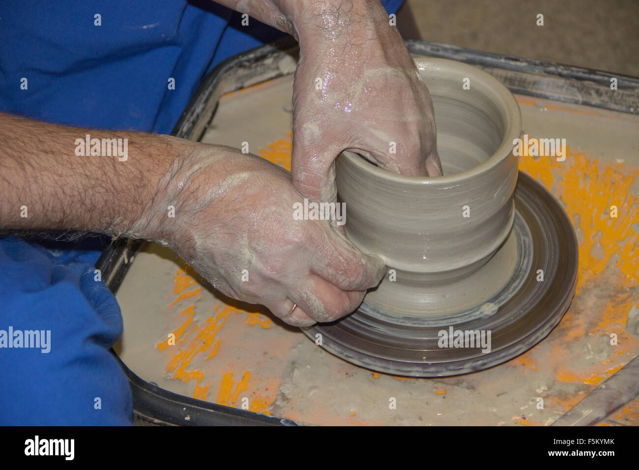 Potters wheel hi-res stock photography and images - Alamy