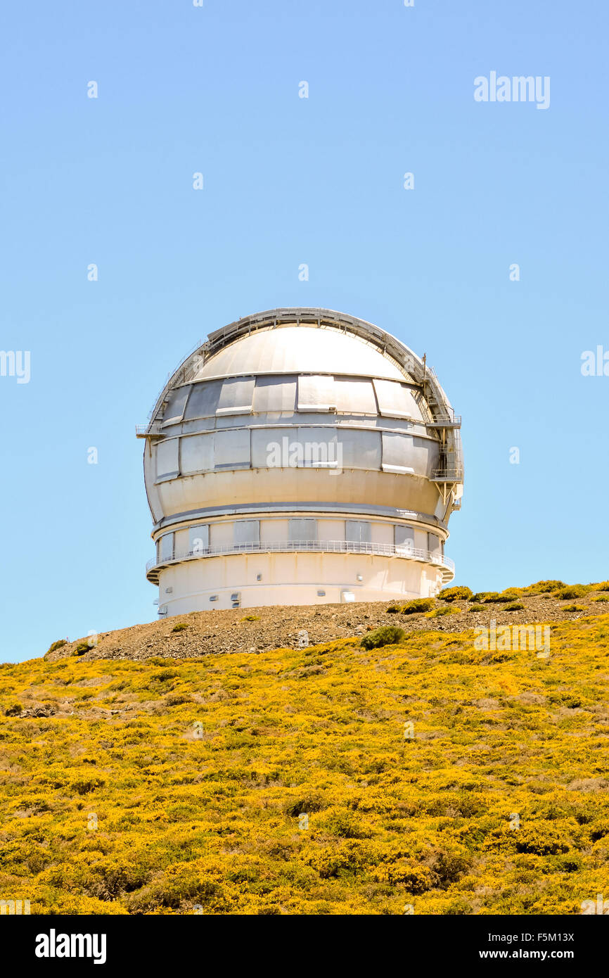 Photo Picture of a Modern Scientific Astronomical Observatory Telescope ...