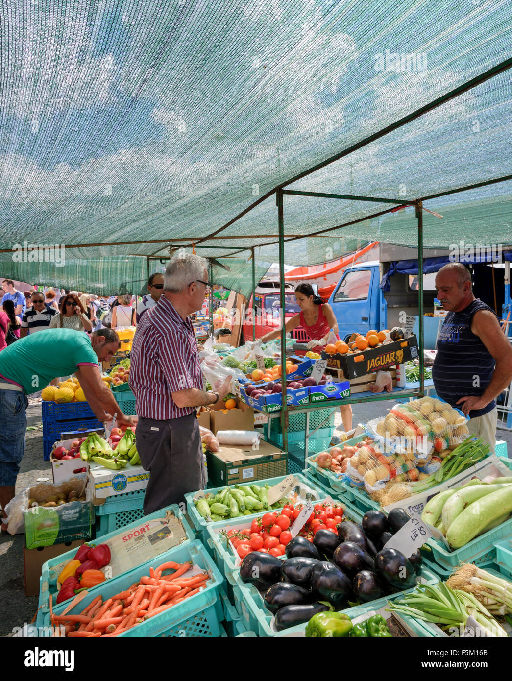 Marsaxlokk market hi-res stock photography and images - Alamy