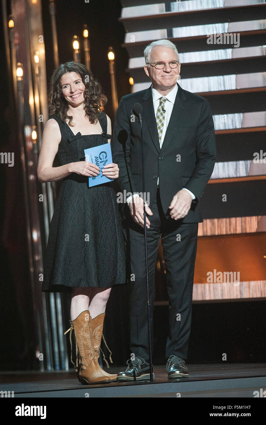 Nov. 4, 2015 - Nashville, Tennessee; USA - Musician STEVE MARTIN and ...