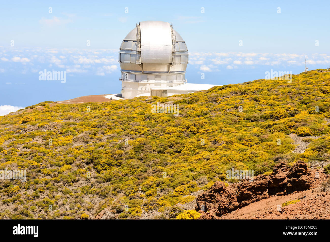Photo Picture of a Modern Scientific Astronomical Observatory Telescope ...
