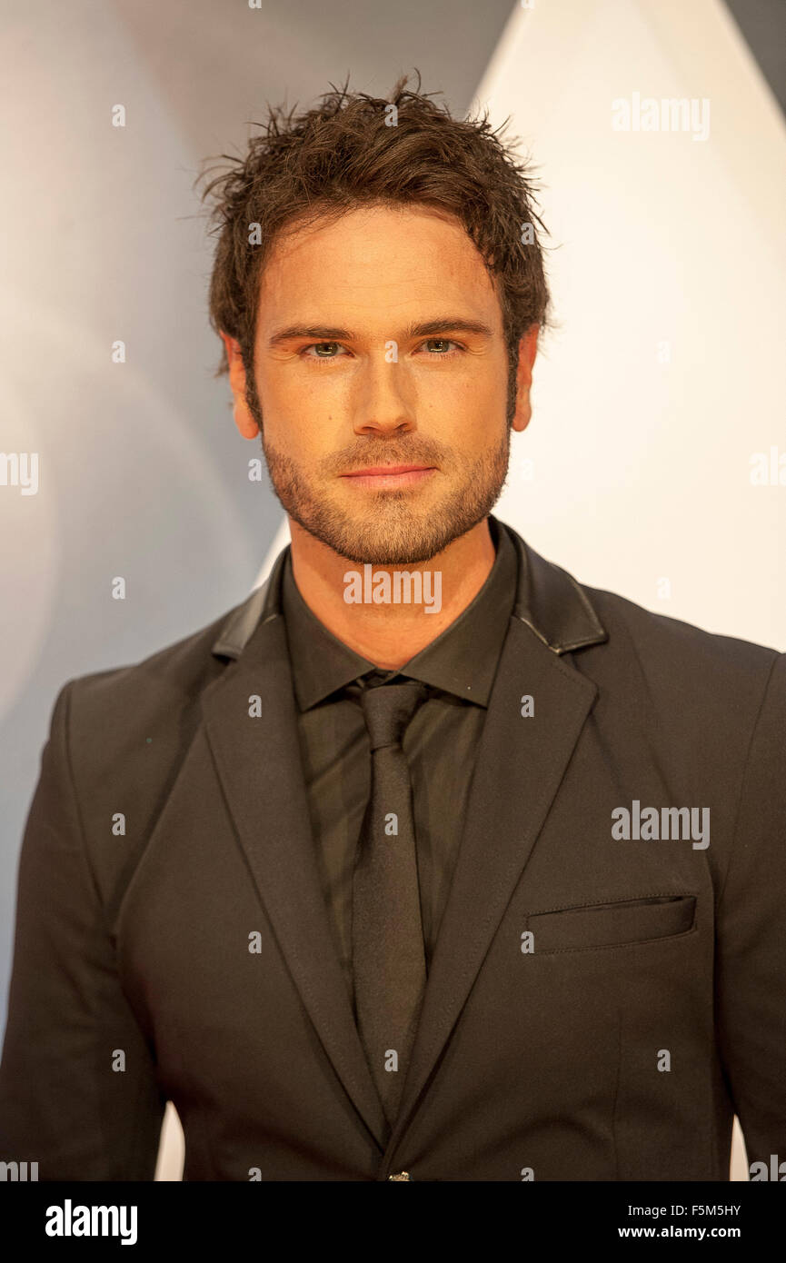 Nov. 4, 2015 - Nashville, Tennessee; USA - Musician CHUCK WICKS arrives ...