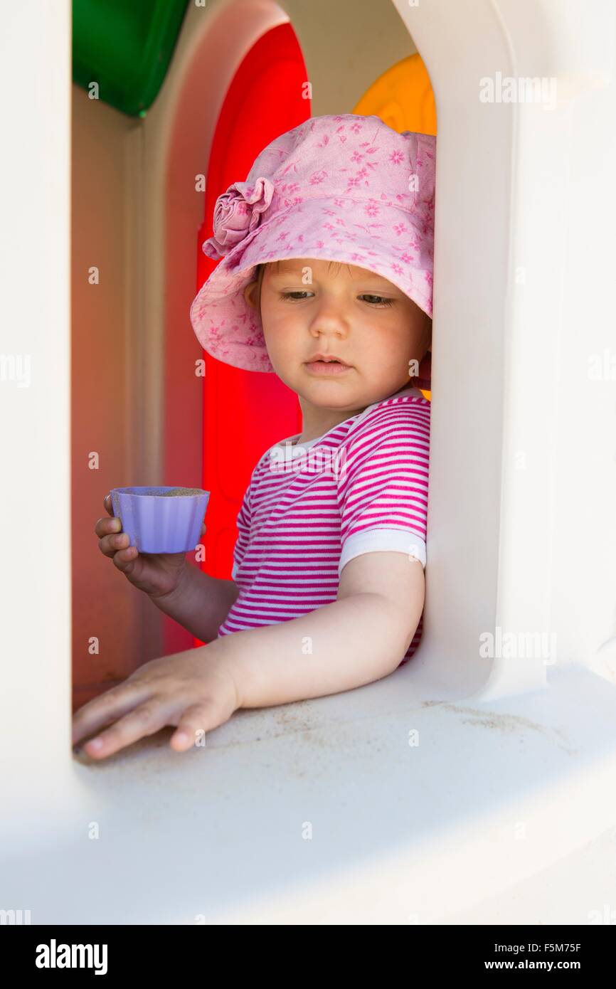 Looking down from window hi-res stock photography and images - Alamy