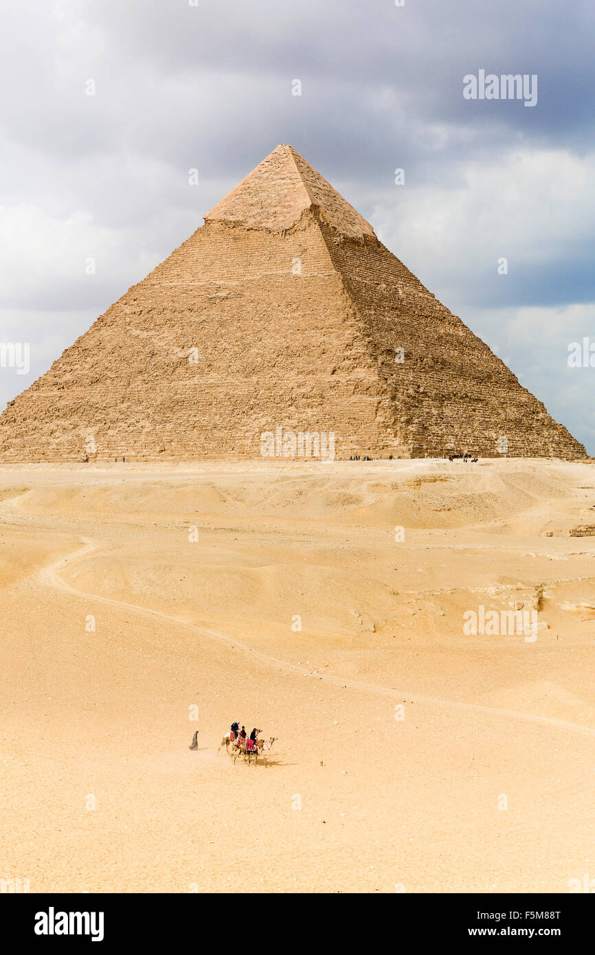 Cairo pyramid hi-res stock photography and images - Alamy