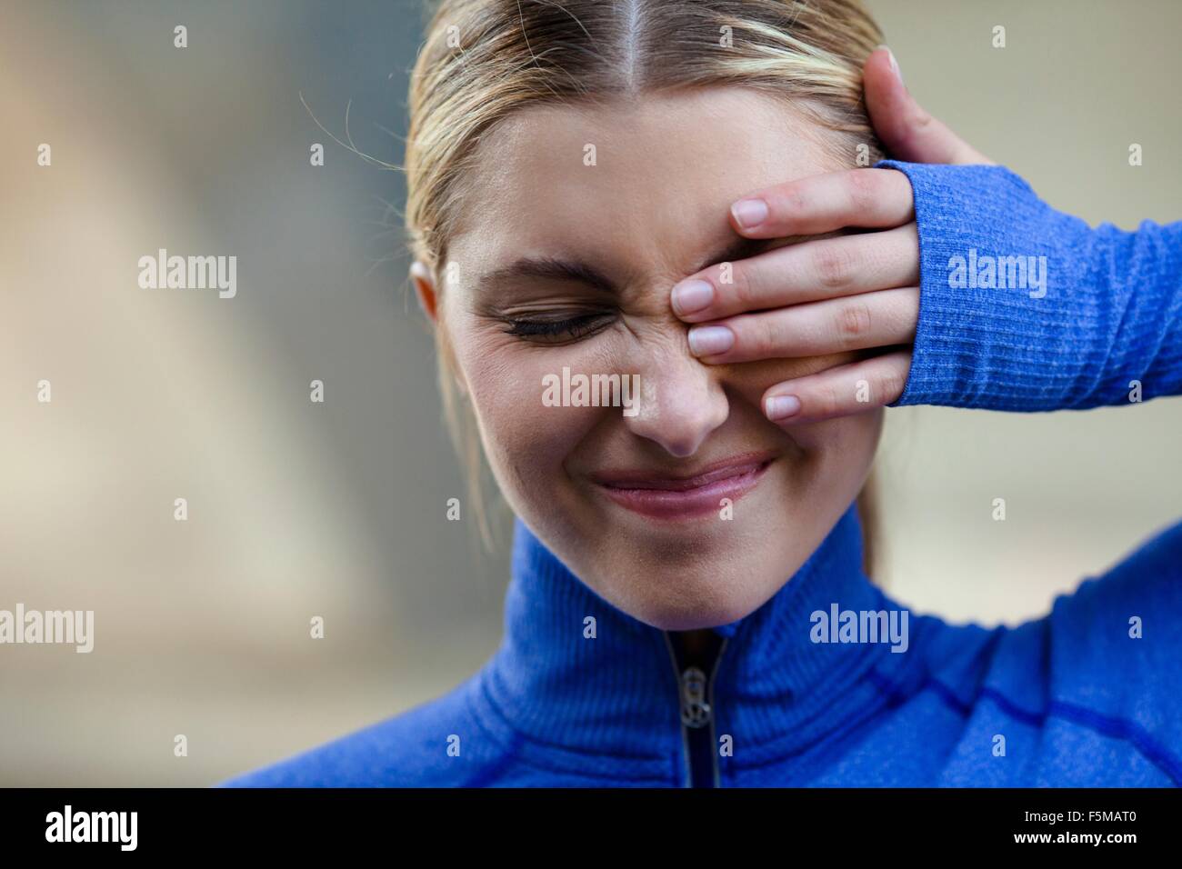 Woman Squinting High Resolution Stock Photography and Images - Alamy