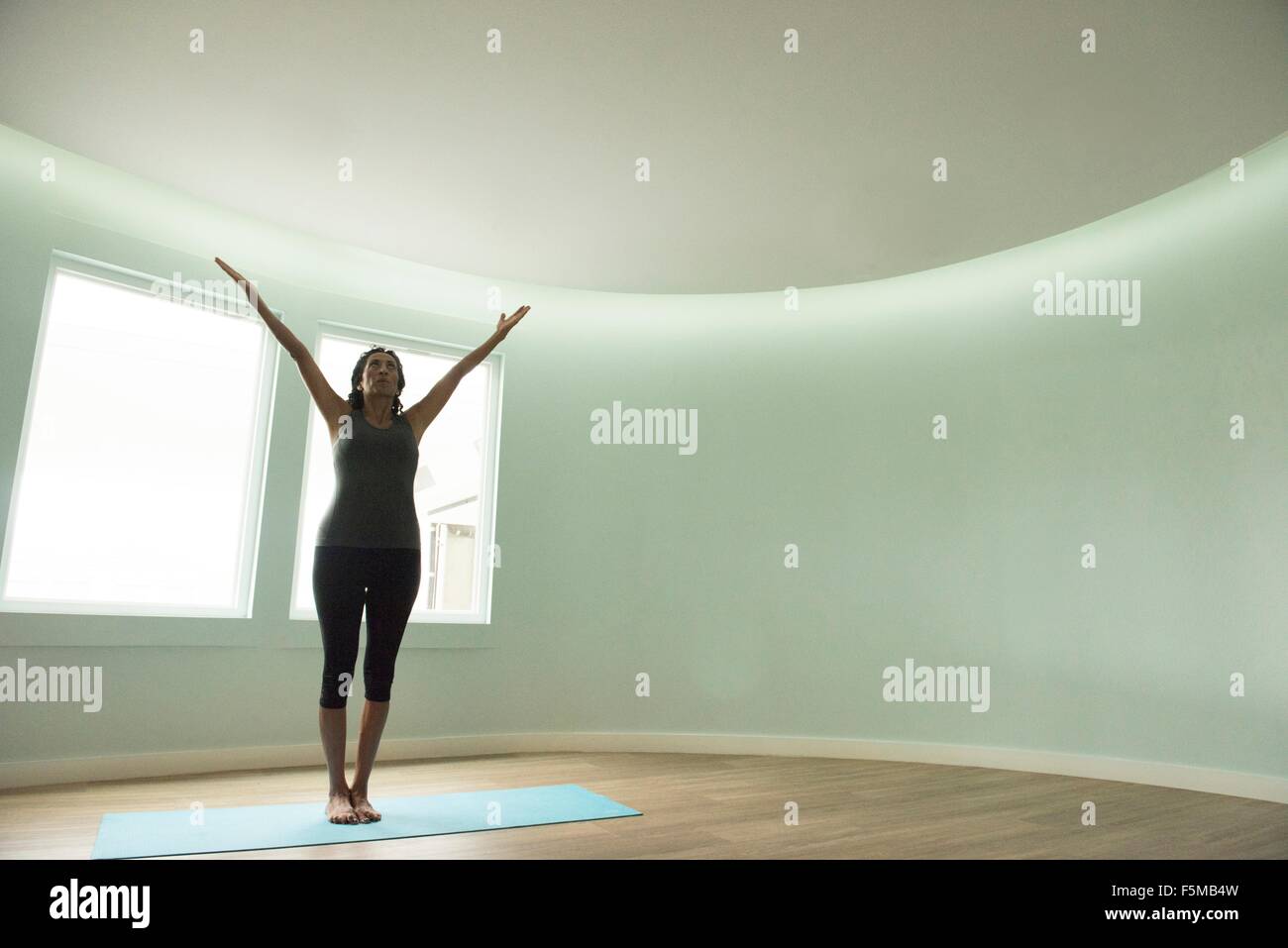 Curved arms hi-res stock photography and images - Alamy