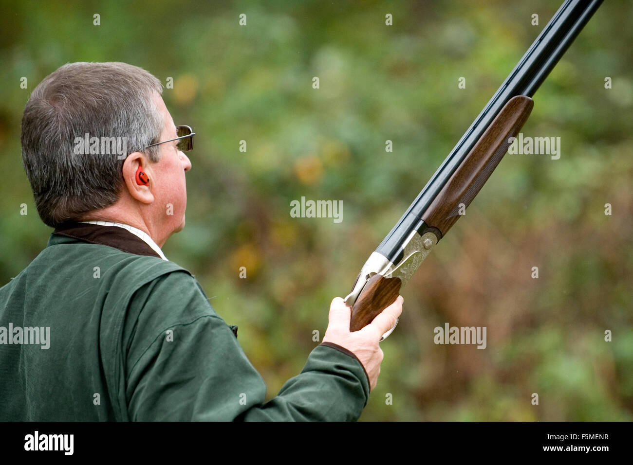 Gun licence hi-res stock photography and images - Alamy