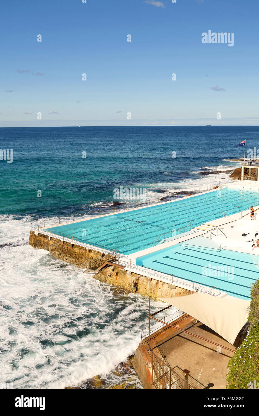 Bondi icebergs sea pool hi-res stock photography and images - Alamy