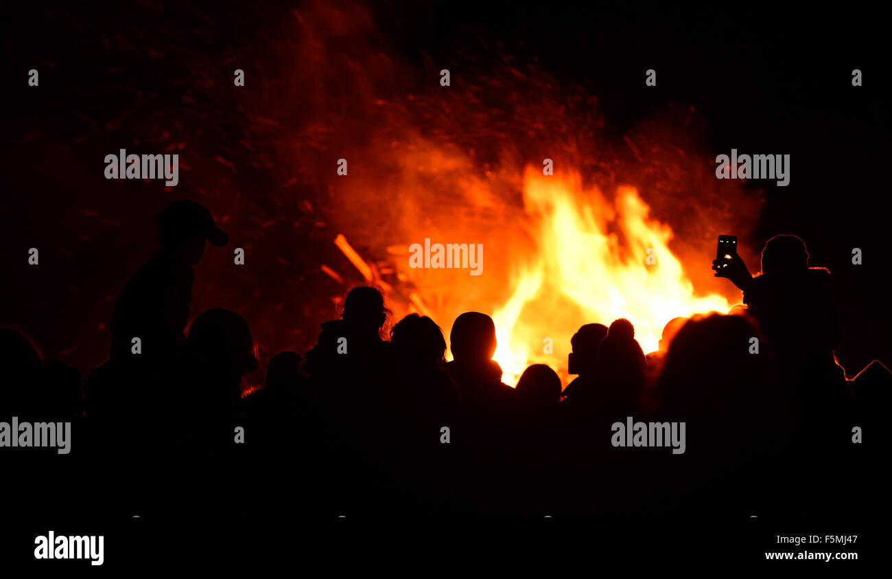 Nov. 5th A warm dry evening brought several thousand people out to an ...