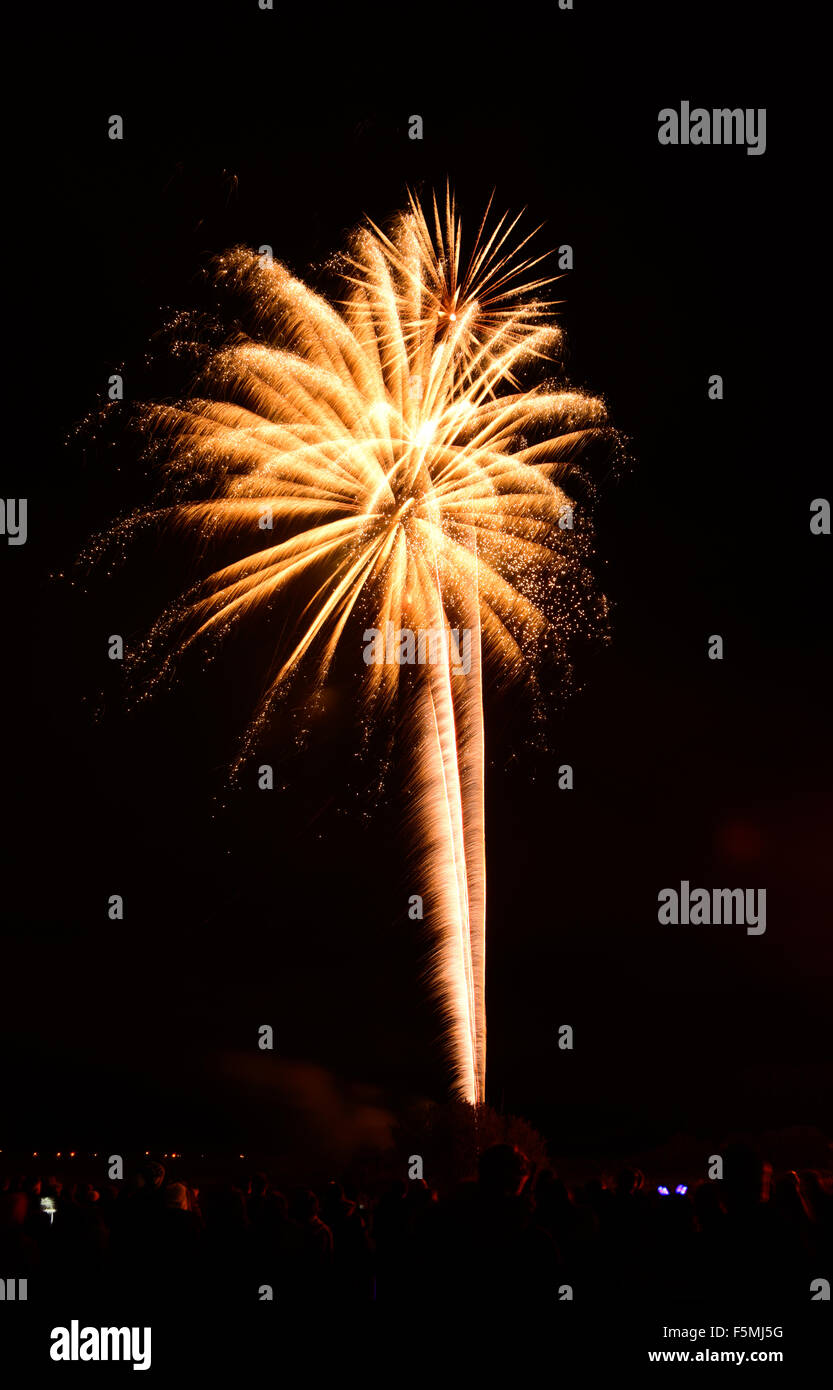 Nov. 5th A warm dry evening brought several thousand people out to an ...