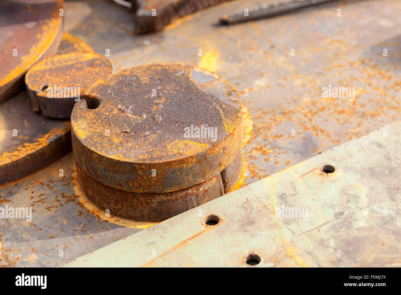 rusted scrap metal abstract background Stock Photo - Alamy