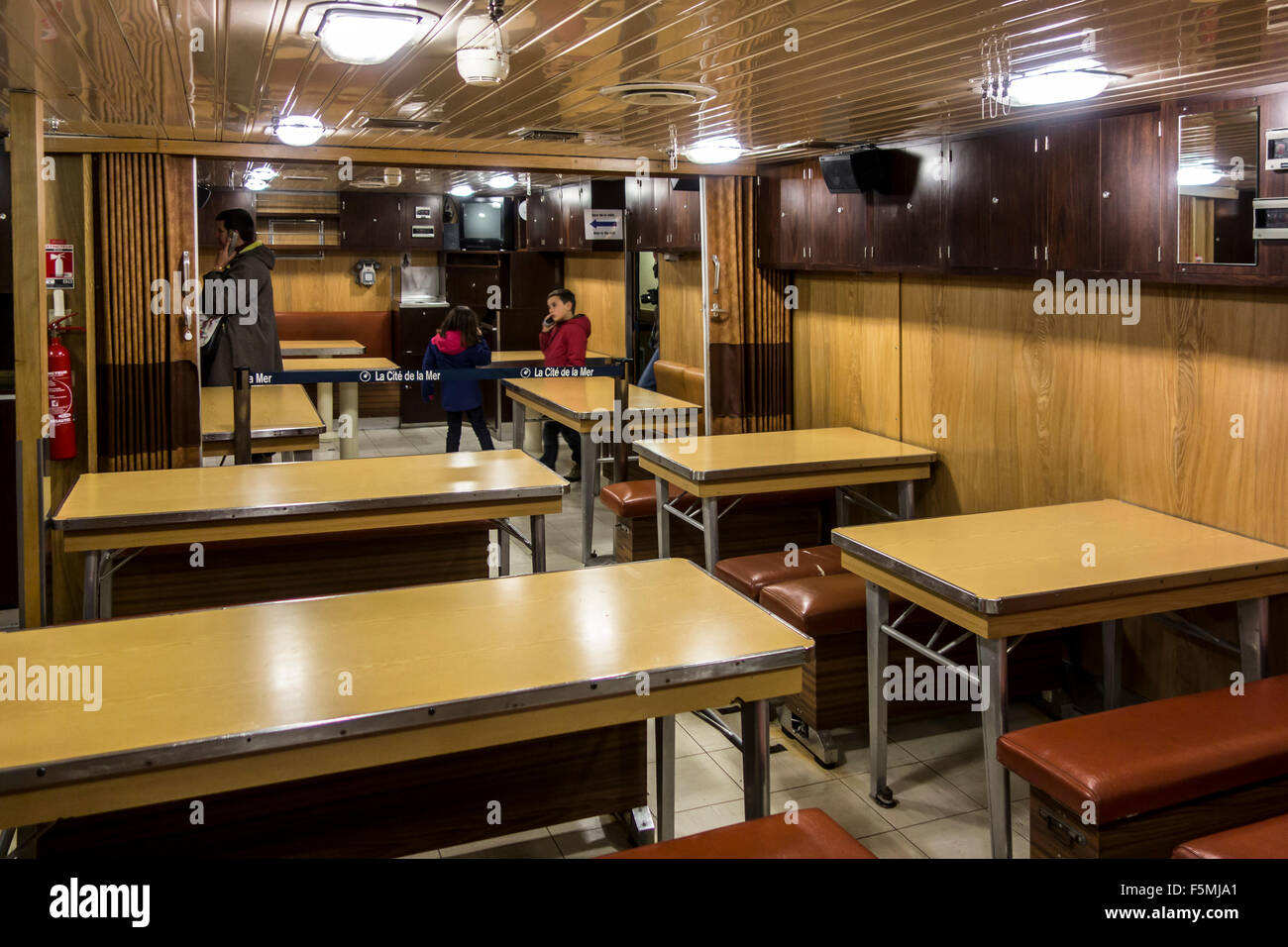 Refectory / mess aboard the Redoutable, first French Navy SSBN ...