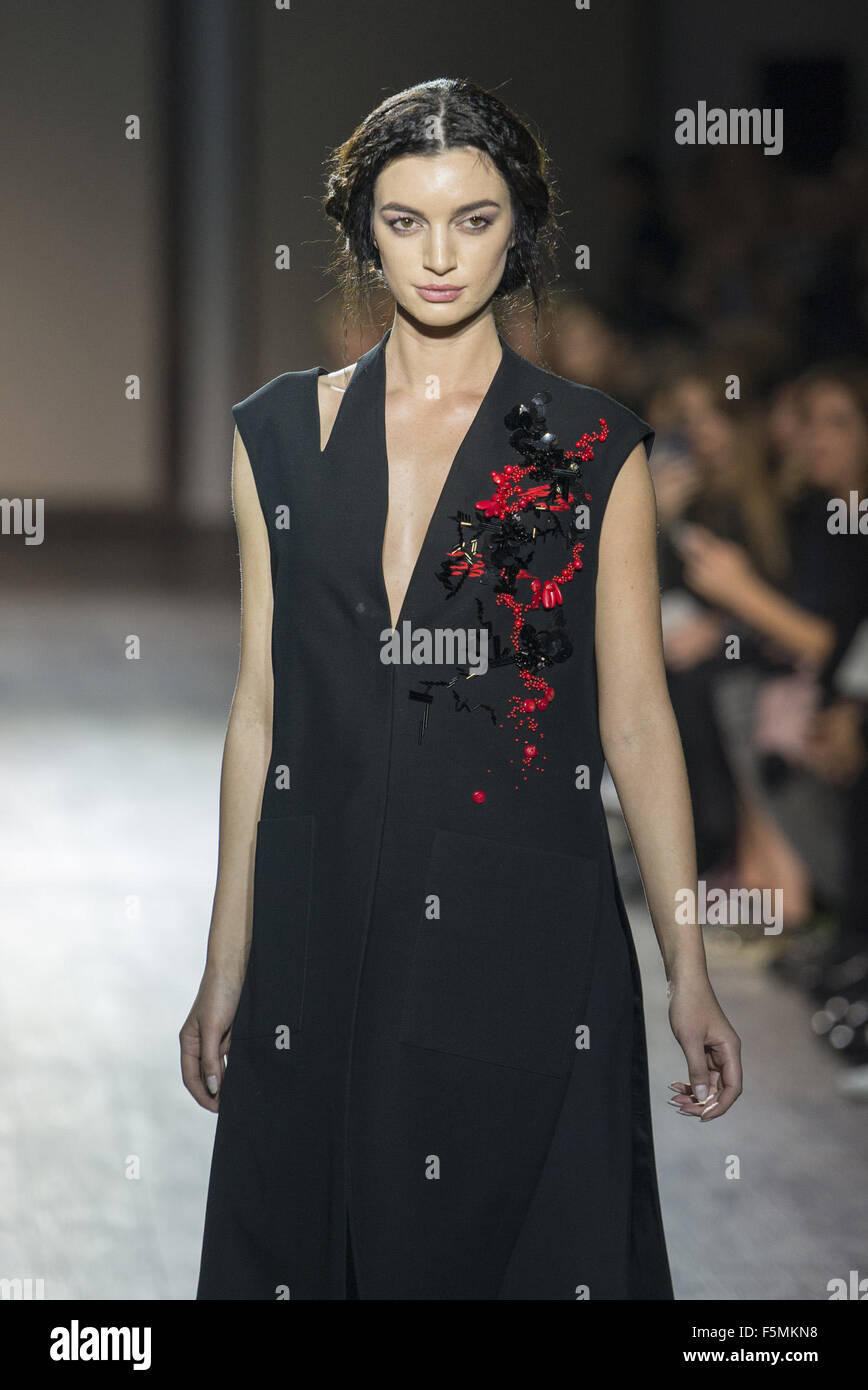 Tbilisi, Georgia. 6th Nov, 2015. A model presents a creation by Nino ...