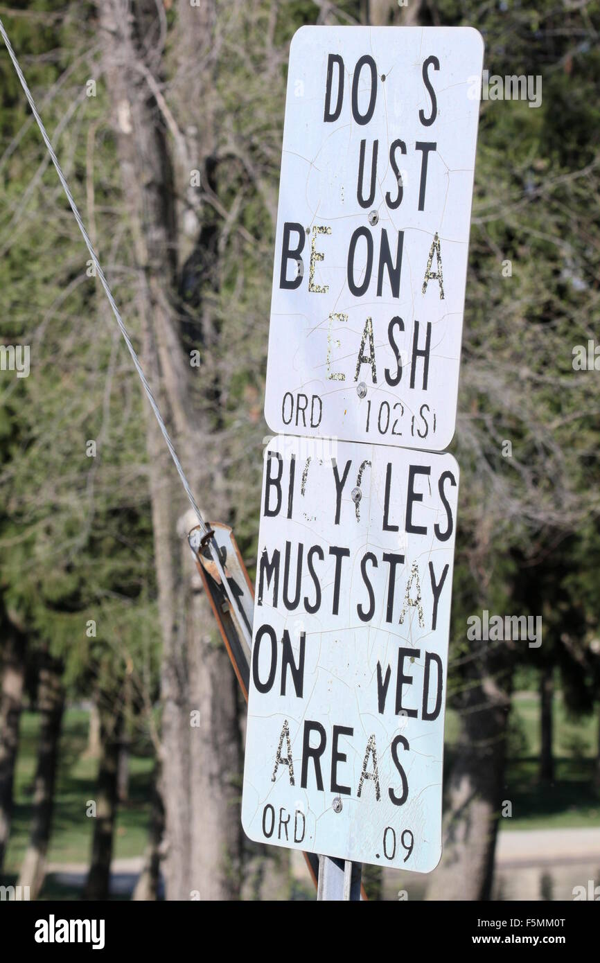 Sign missing letter hi-res stock photography and images - Alamy