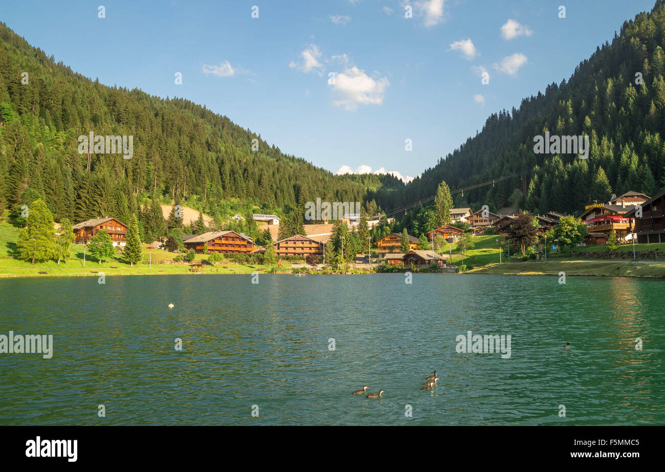 Beautiful places in the french alps hi-res stock photography and images ...