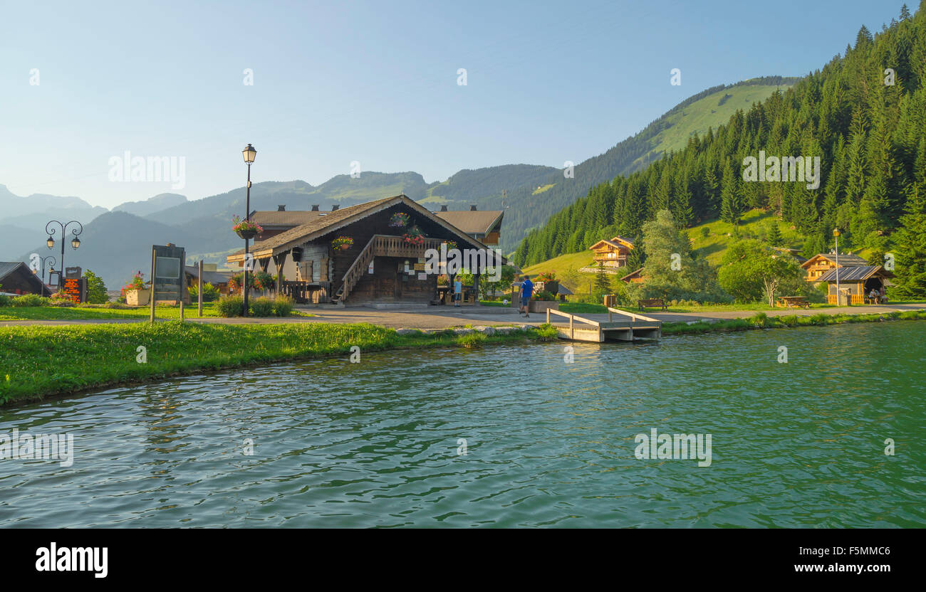 Beautiful places in the french alps hi-res stock photography and images ...