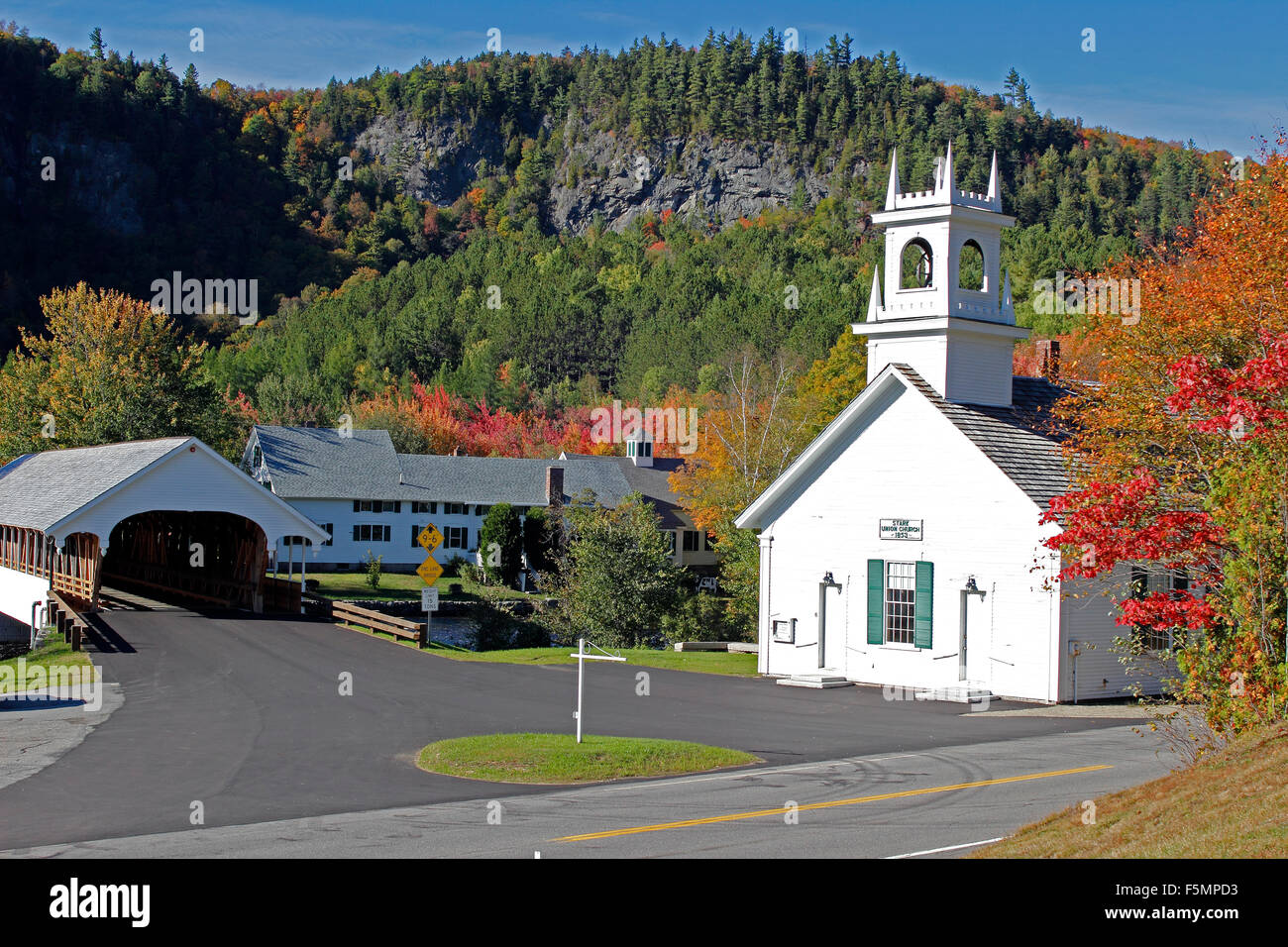 Stark Union Church Stark New Hampshire New England USA Stock Photo - Alamy