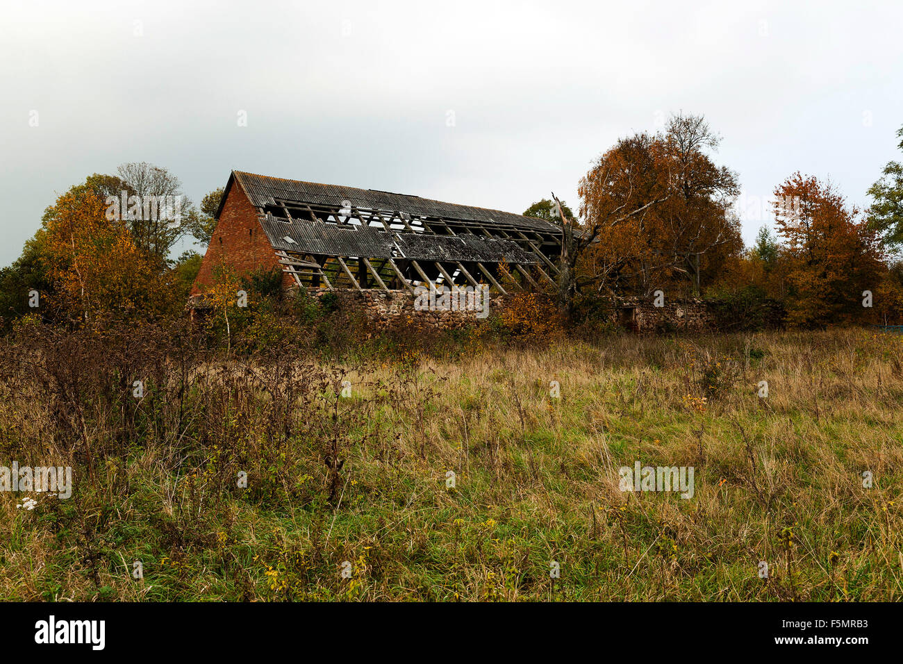 the ruins of an old building Stock Photo - Alamy