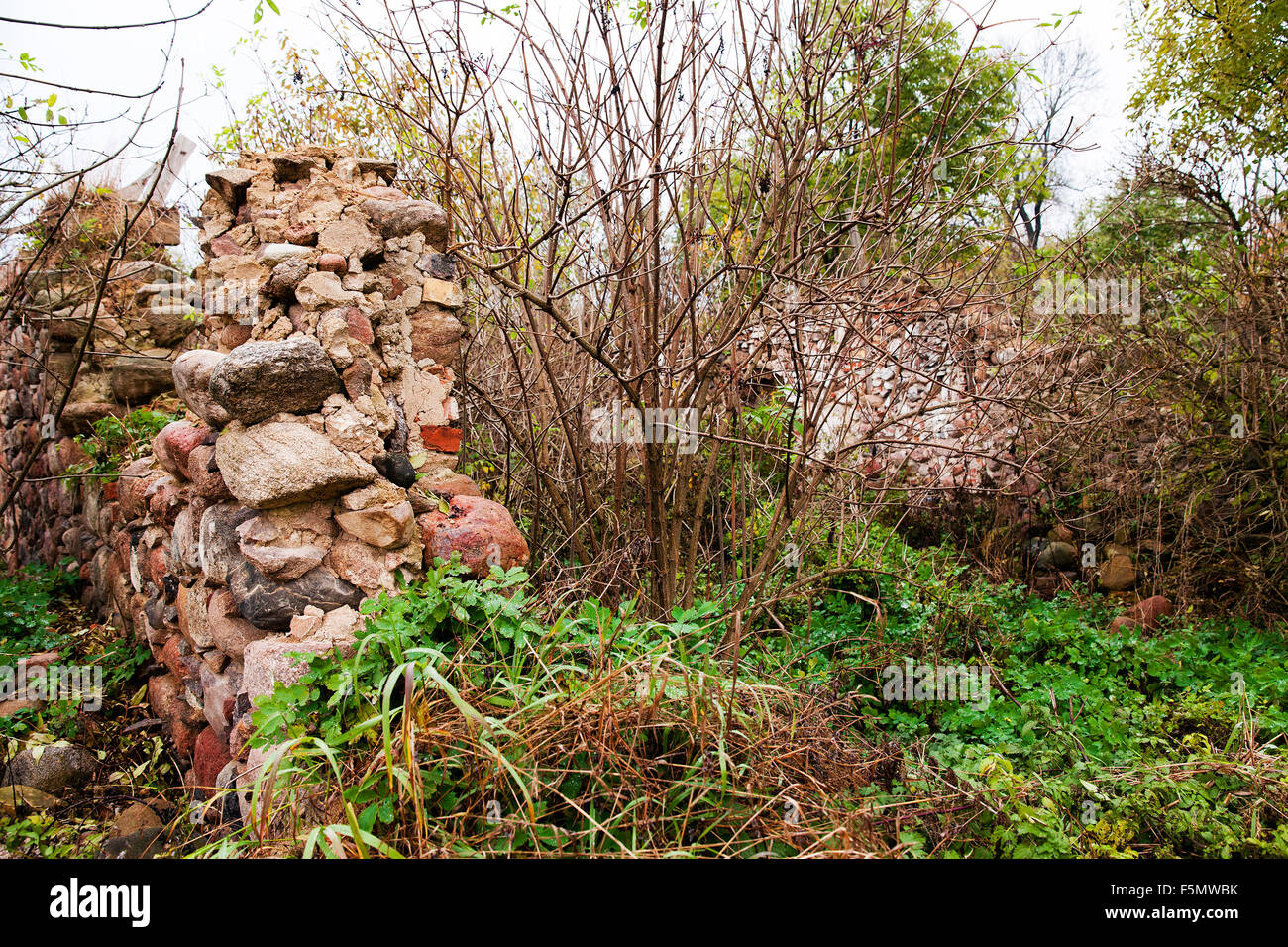the ruins of an old building Stock Photo - Alamy